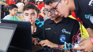 Code School Finland y Robotix, nuevos aliados de Knotion - KN·NEWS.